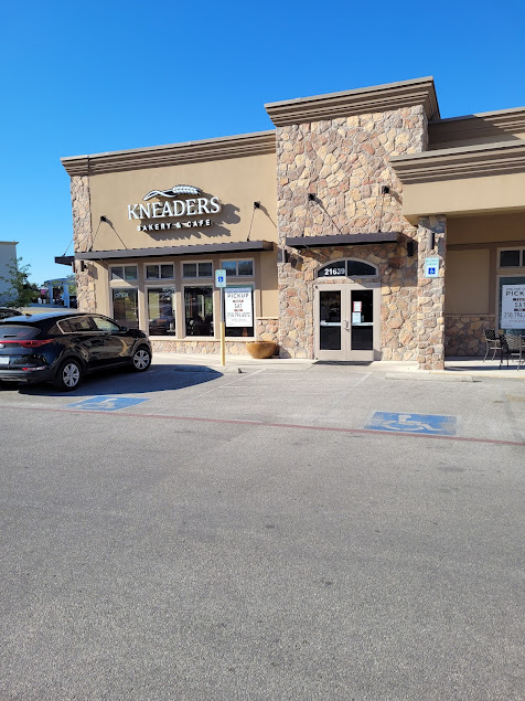 Kneaders Bakery & Cafe Menu – Fresh Breads, Breakfast & More